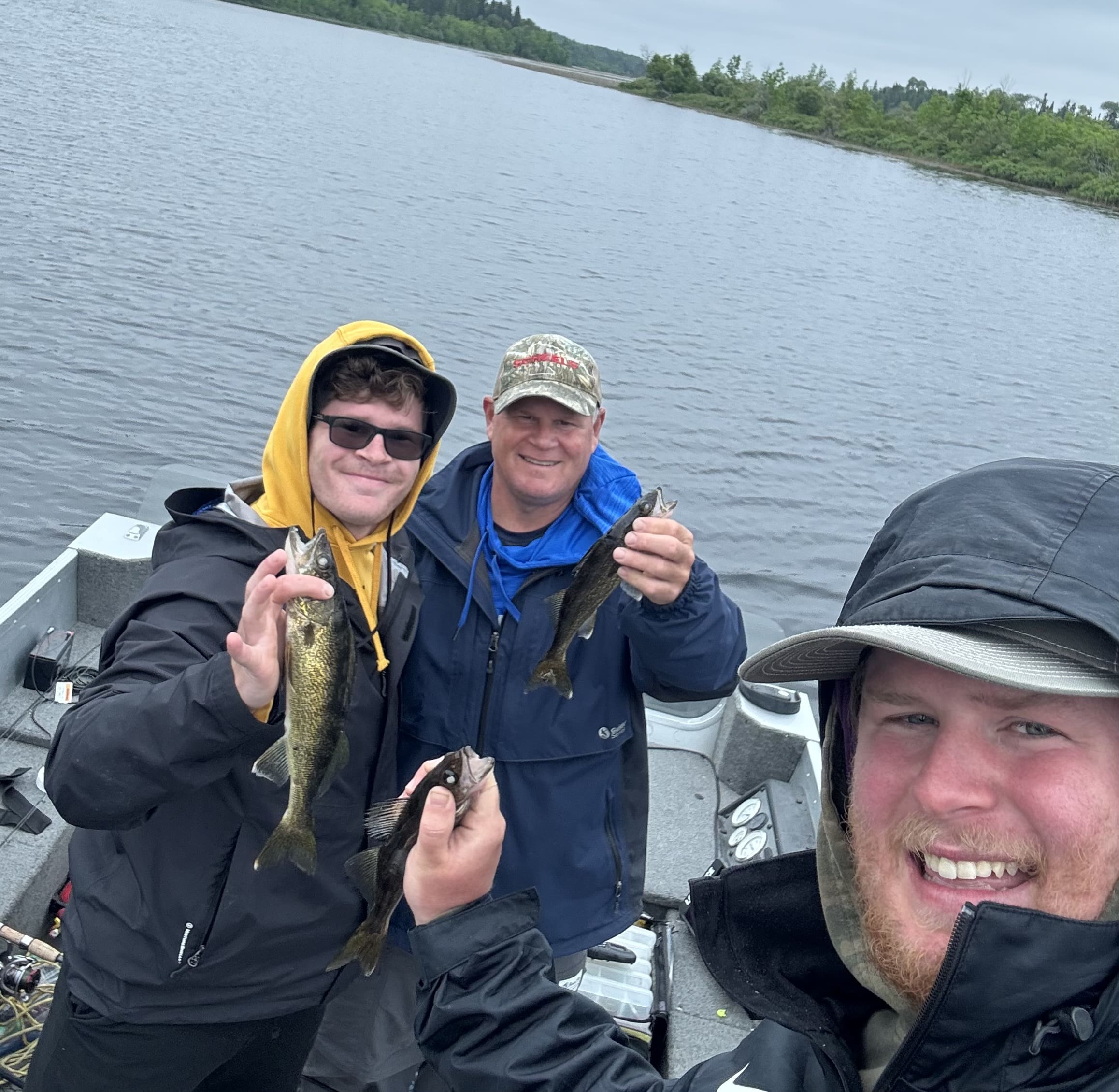 Dad & sons in Canada - Imagine Outdoors